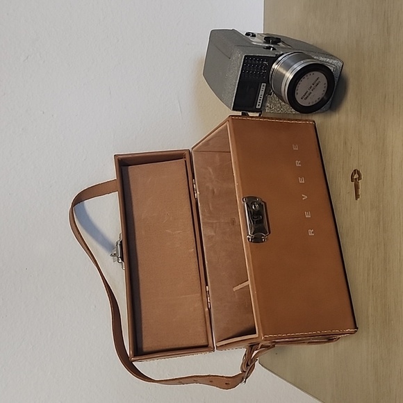 Revere | Cameras, Photo & Video | Vintage Revere 8mm Movie Camera 19 ...